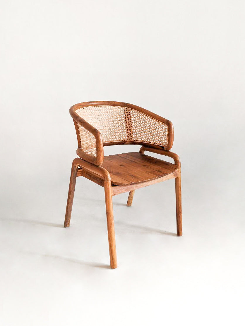 Bagong Chair – Rooma SG