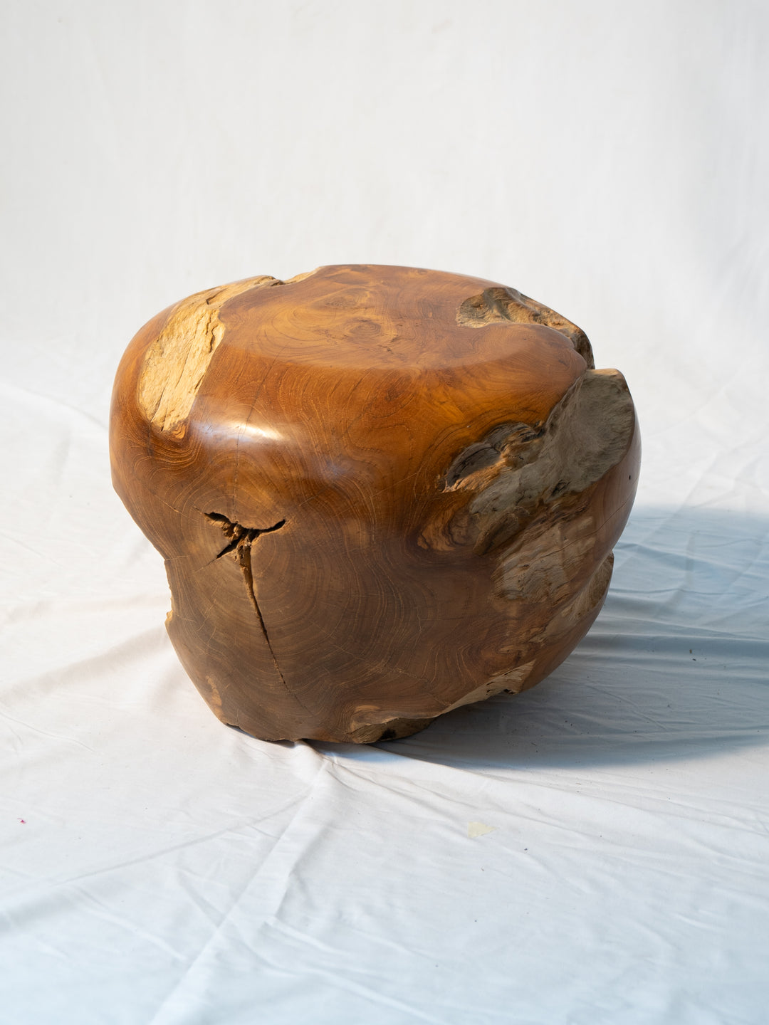 Solid Ball Stool – Rooma SG