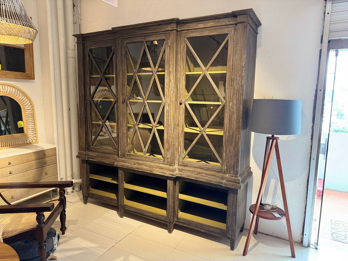 Crescent Glass Display Cabinet – Rooma SG